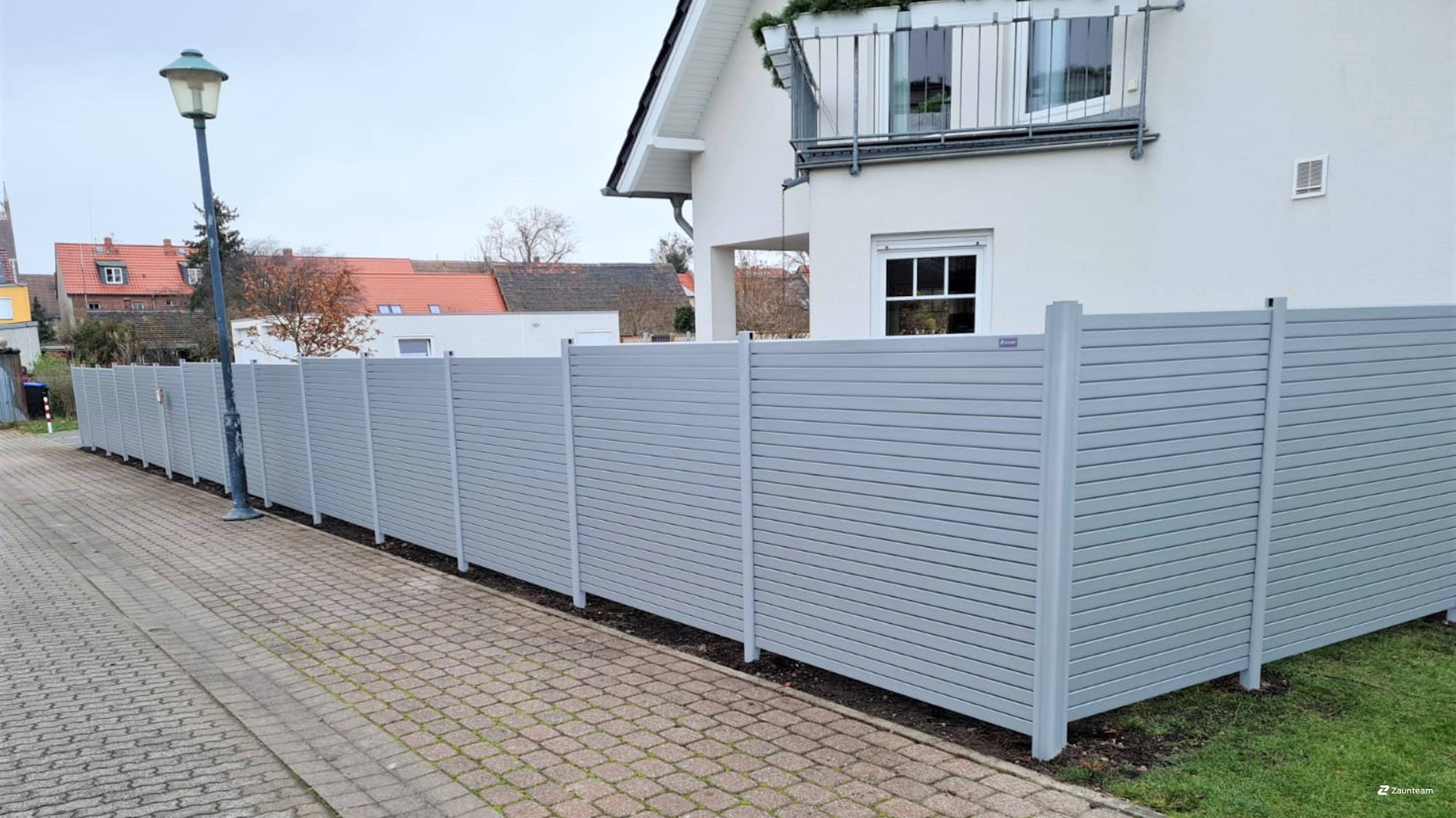 Sichtschutz aus Aluminium von Zaunteam