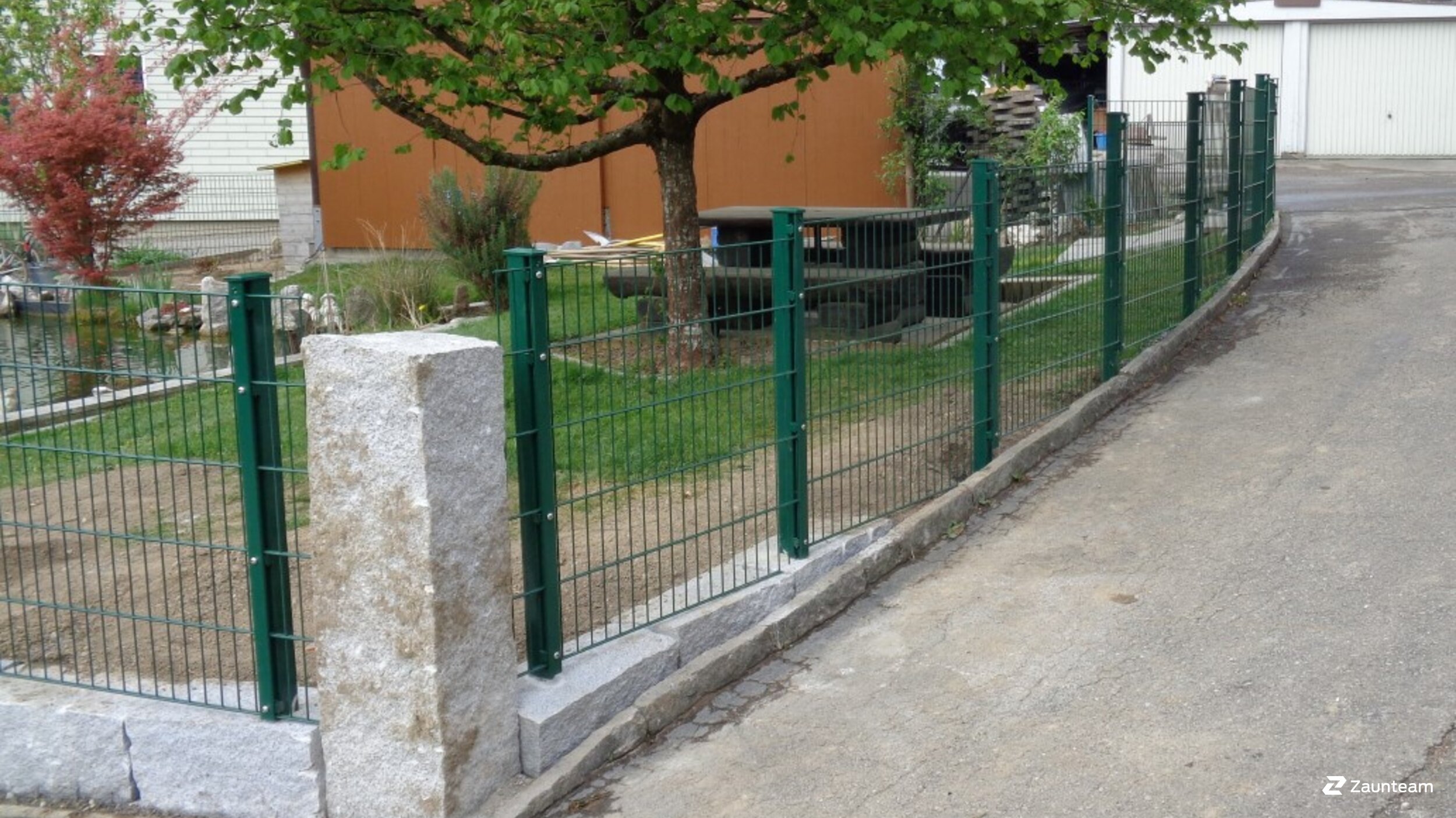 Doppelstabmattenzaun in grün